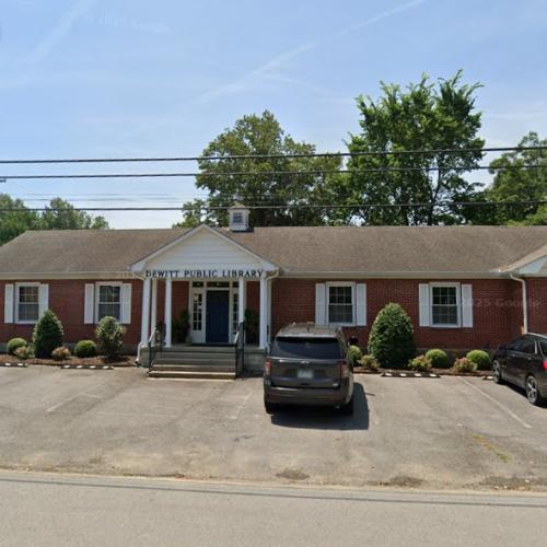 De Witt Public Library in De Witt, AR - Virtual Globetrotting