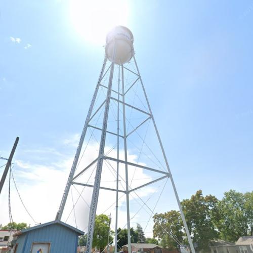 Stanfield water tower in Stanfield, OR (Google Maps)