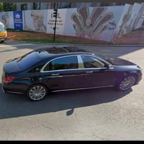 Maybach S600 in Madrid, Spain - Virtual Globetrotting