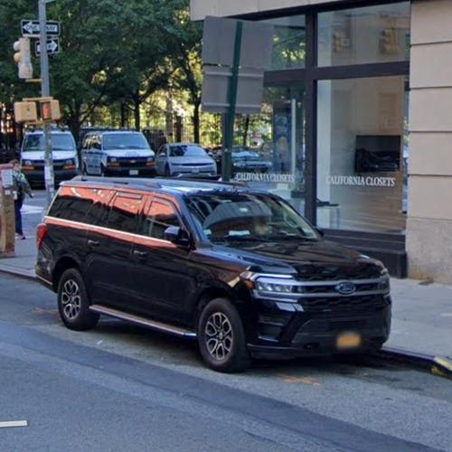 2023 Ford Expedition in New York, NY - Virtual Globetrotting