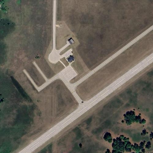 Evart Municipal Airport in Evart, MI (Google Maps)
