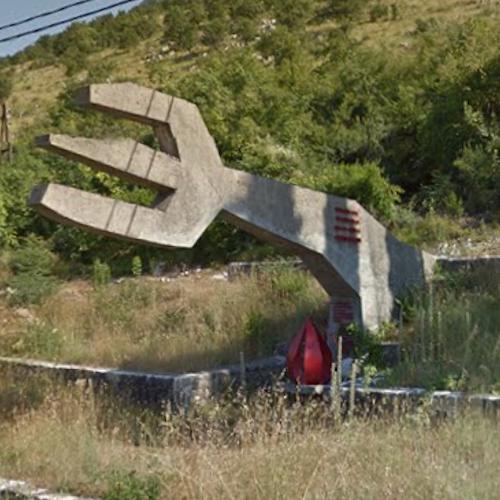 'The Monument to Hanged Patriots' by Milorad Vukotić in Podgorica ...