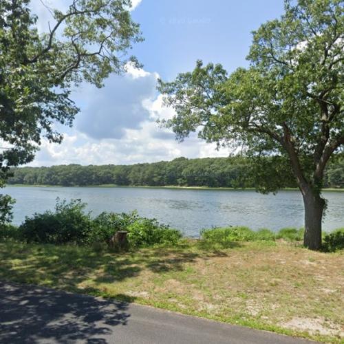 Brush Neck Cove in Warwick, RI (Google Maps)