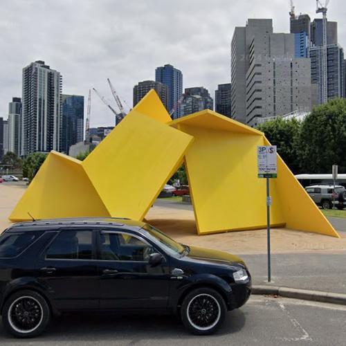 'Vault' (aka The Yellow Peril) by Ron Robertson-Swann in Melbourne ...