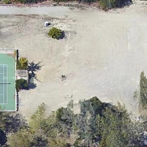 Joseph Englanoff's lot (previously Britney Spears' rental) in Hidden ...