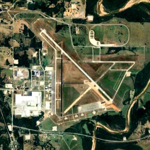 Ardmore Municipal Airport in Ardmore, OK (Google Maps)