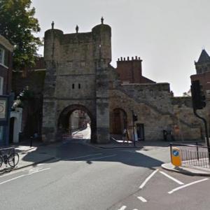 Bootham Bar in York, United Kingdom - Virtual Globetrotting