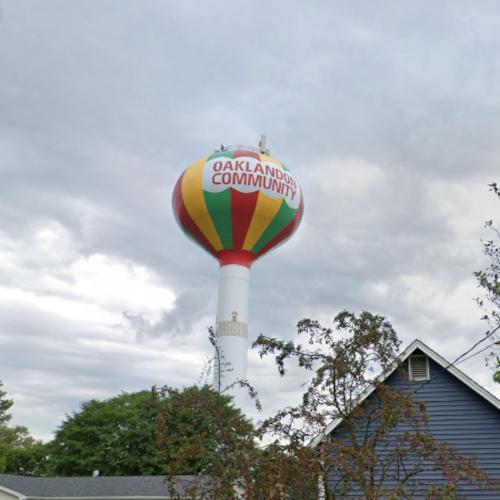 Colorful water tower in Oaklandon, IN (#3) - Virtual Globetrotting